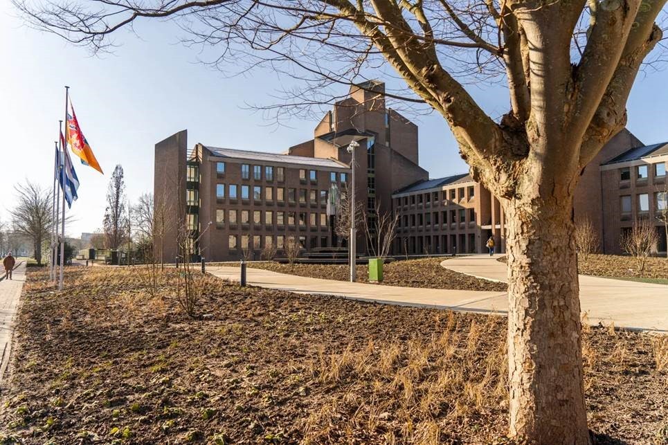 Gezonde bodem voor een groenere stad - Afvalzorg